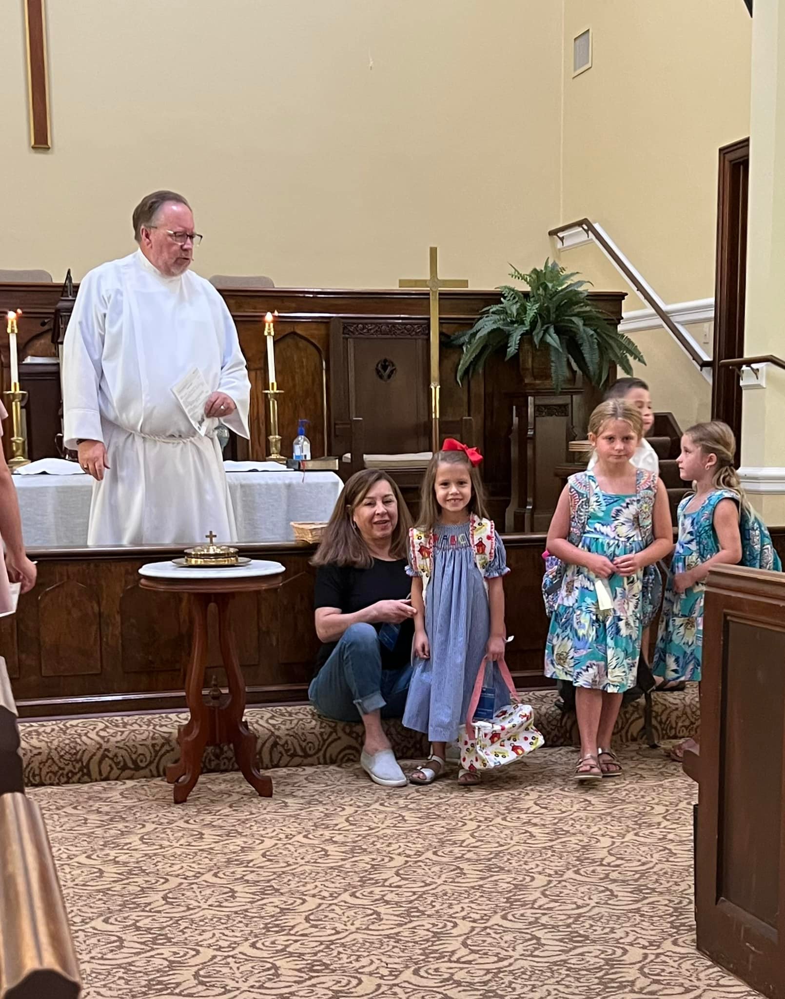 Blessing of the backpacks – Eastman First Methodist Church